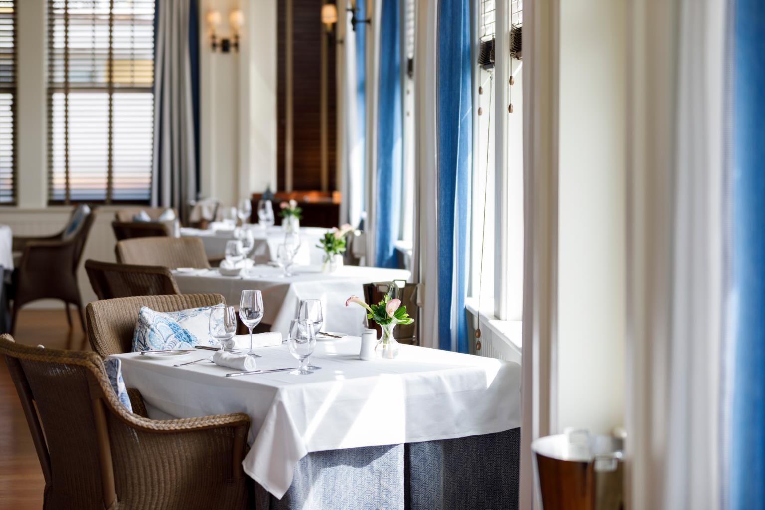 Old Fashioned Opulence at The Ocean House - Ocean Home magazine