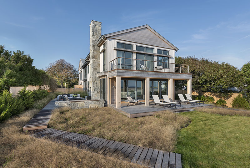 California Beach House Style Finds a Home on Cape Cod