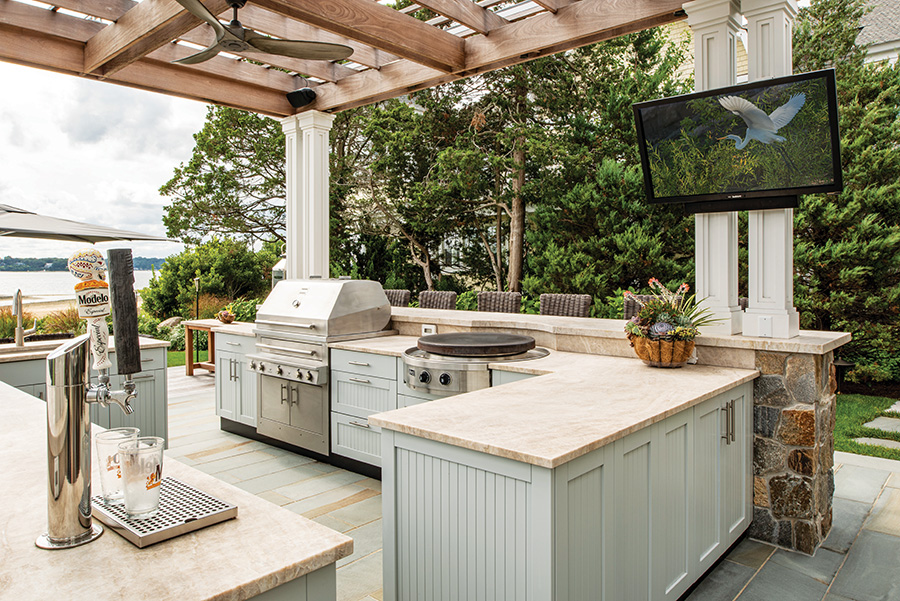 8 Backyard Patio Ideas for Creating Your Own Coastal Oasis
