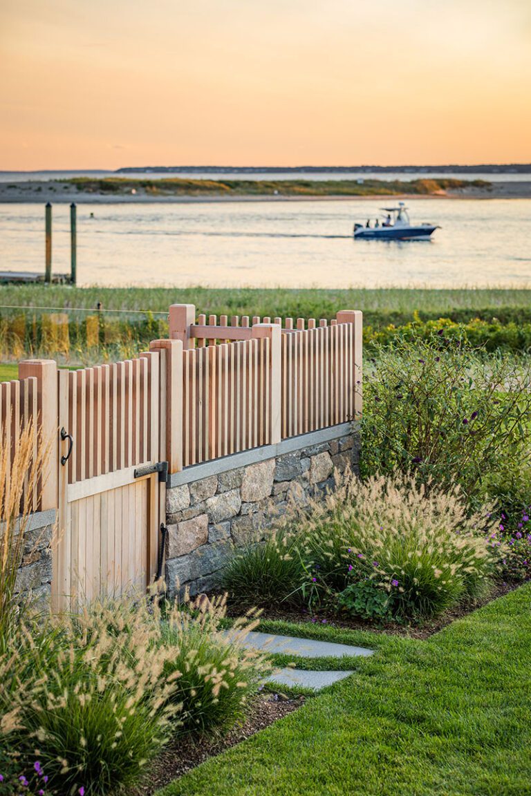 A Reimagined Landscape Amps Up the Natural Beauty at a Cape Cod Family ...