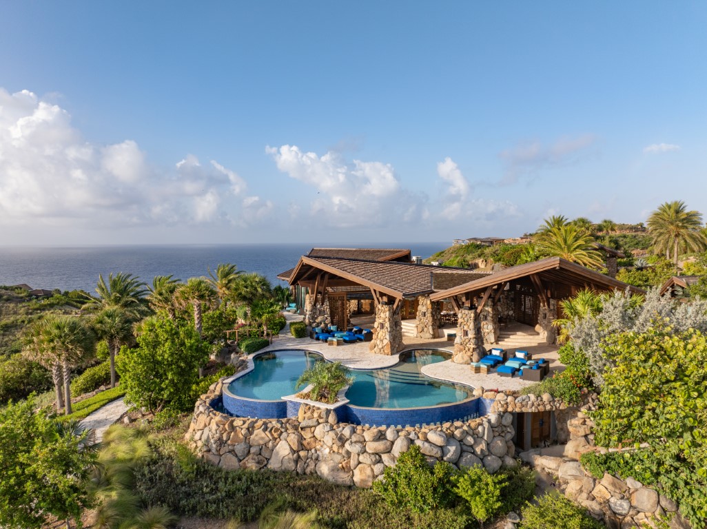 Home of the Week: Caribbean Complex Soars Above With Private Villas and ...
