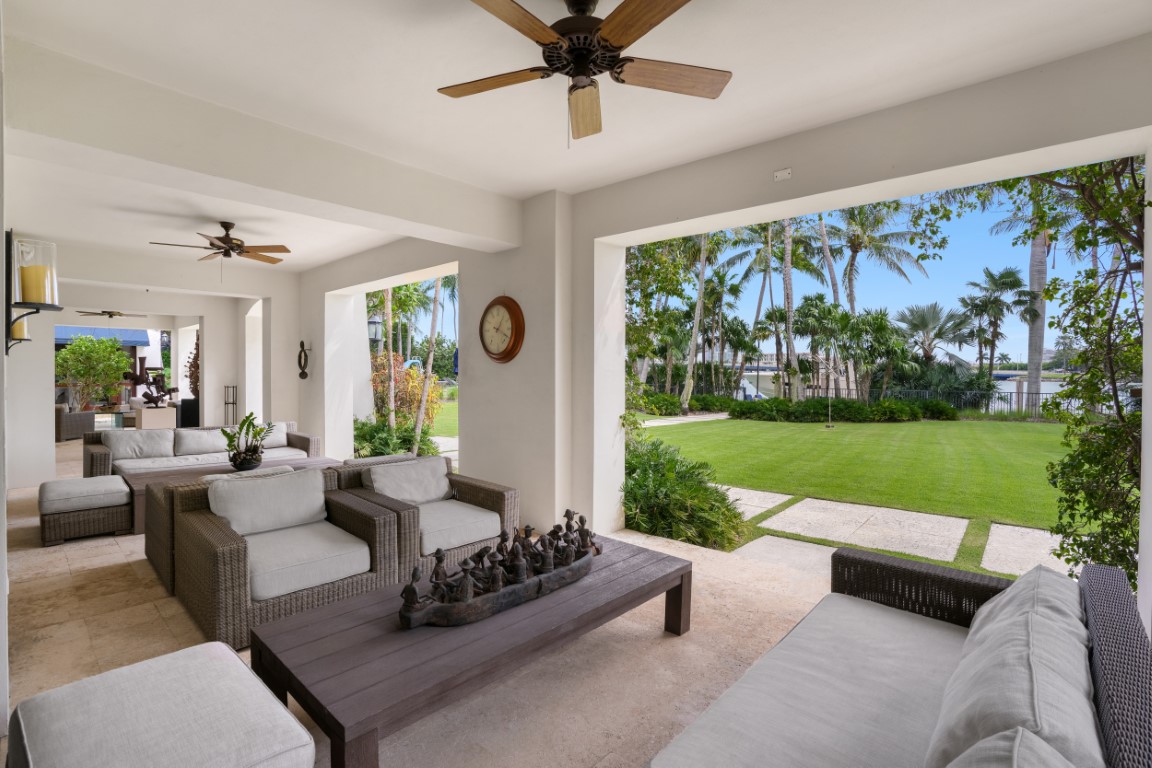 Home of the Week: A Miami Compound With Celebrity Pedigree - Ocean Home ...