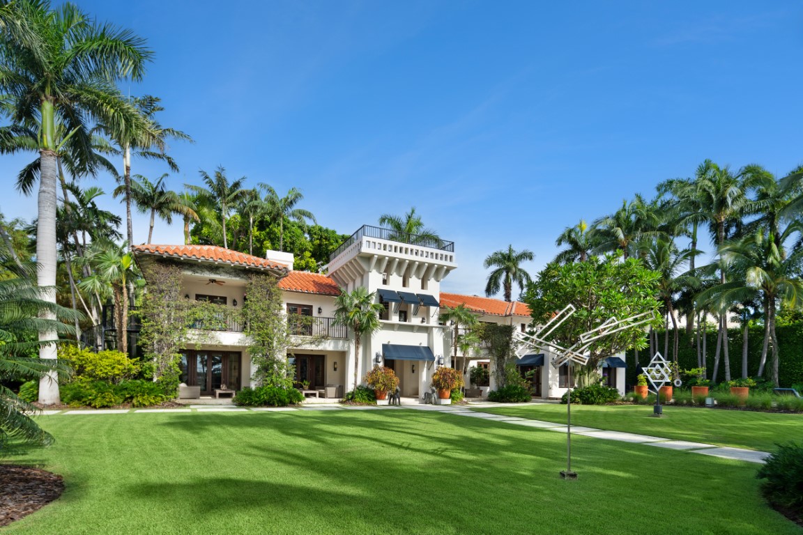 Home of the Week: A Miami Compound With Celebrity Pedigree - Ocean Home ...