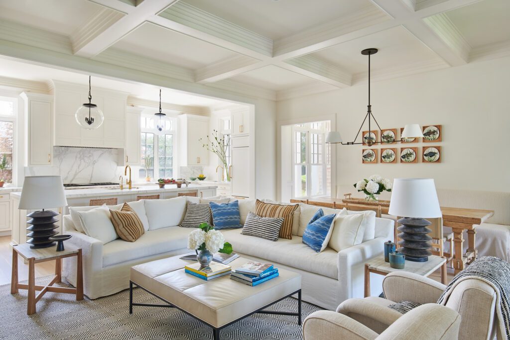 Hamptons Shingle-Style Retreat Transformed with Modern Interior Design ...