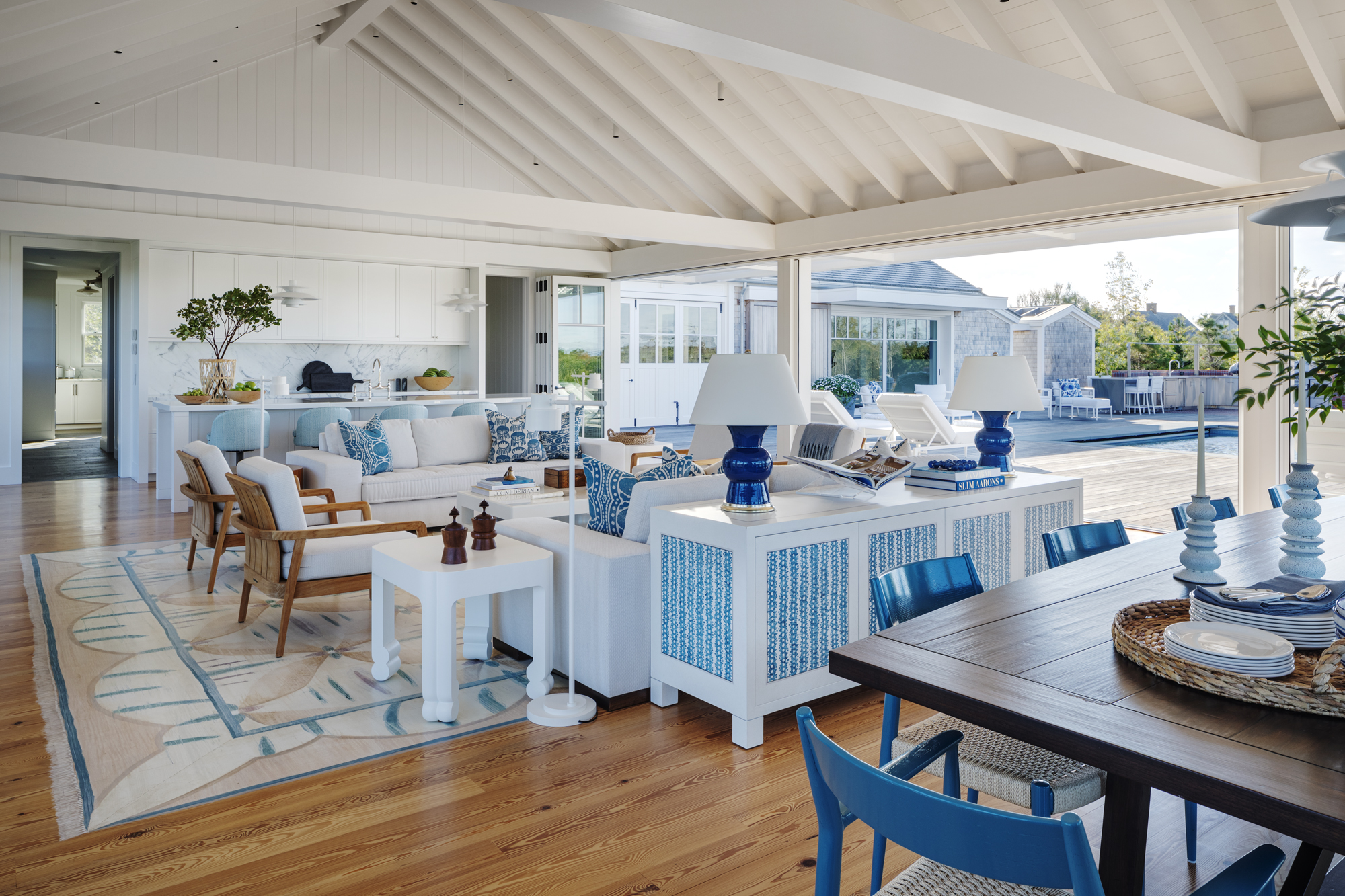 Hidden Gem: A Nantucket Pool House That Redefines Elevated Coastal ...